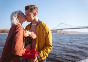 22 Insanely Fun Date Ideas That Start with A