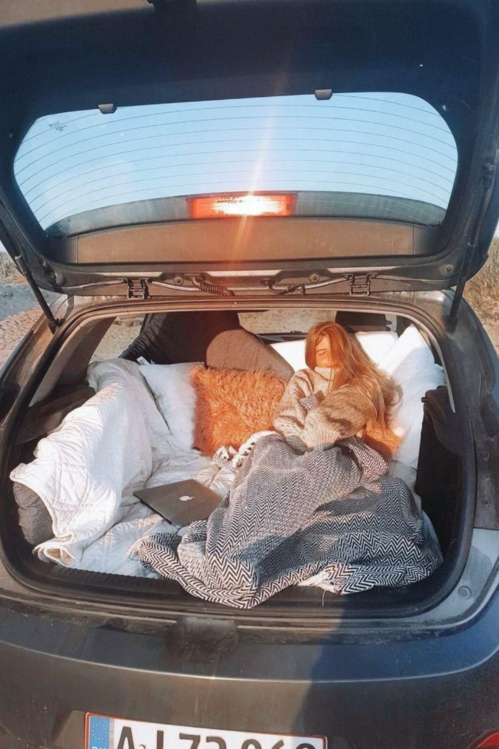 24 Car Date Ideas to Legit Shift Gears in Your Love Life!