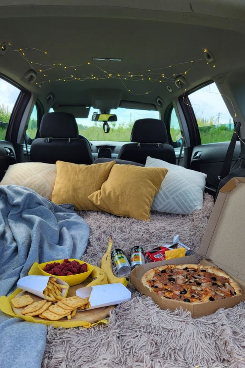 24 Car Date Ideas to Legit Shift Gears in Your Love Life!