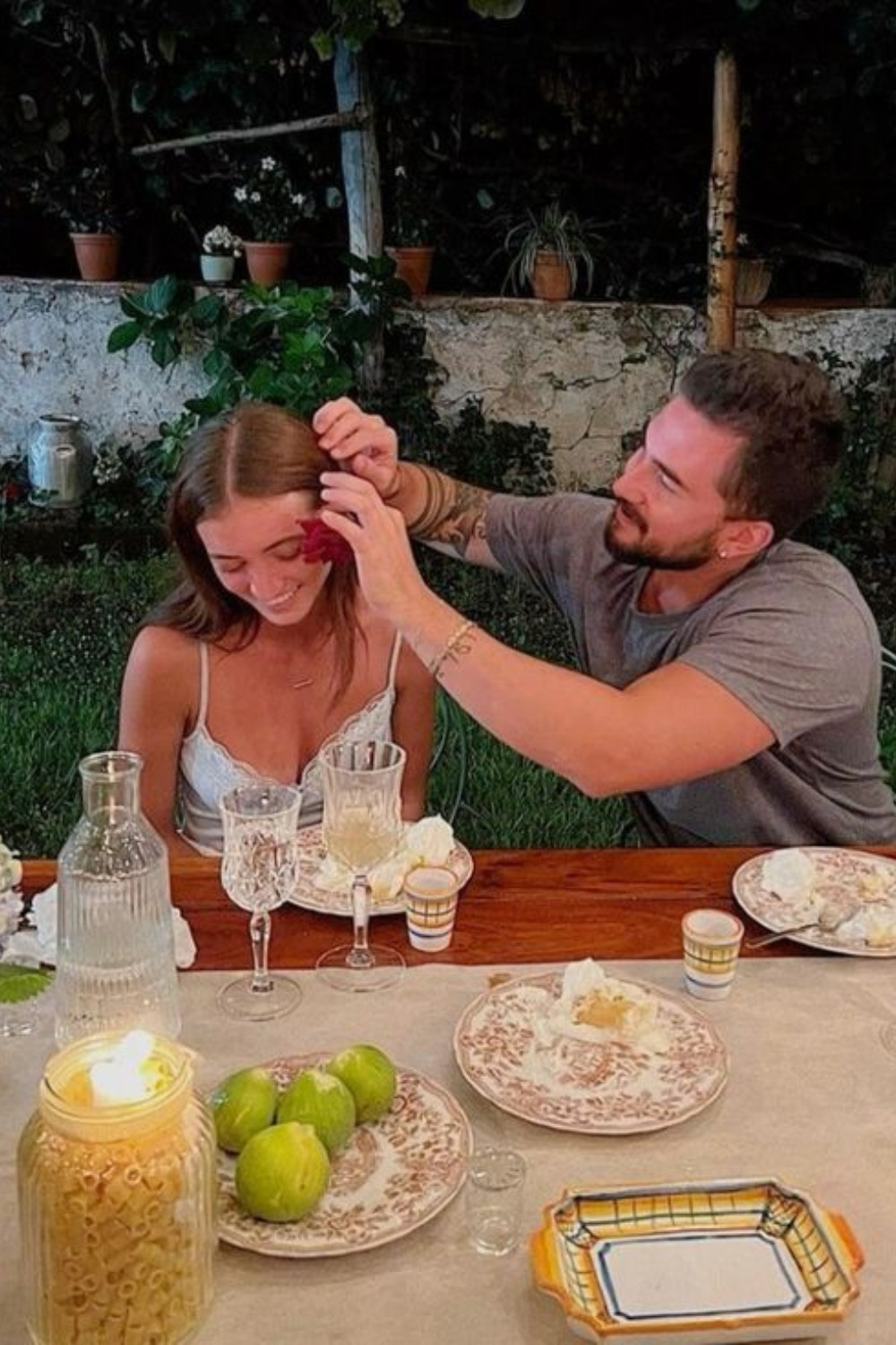 11 Things to Tell Your Partner Every Day to Improve Intimacy
