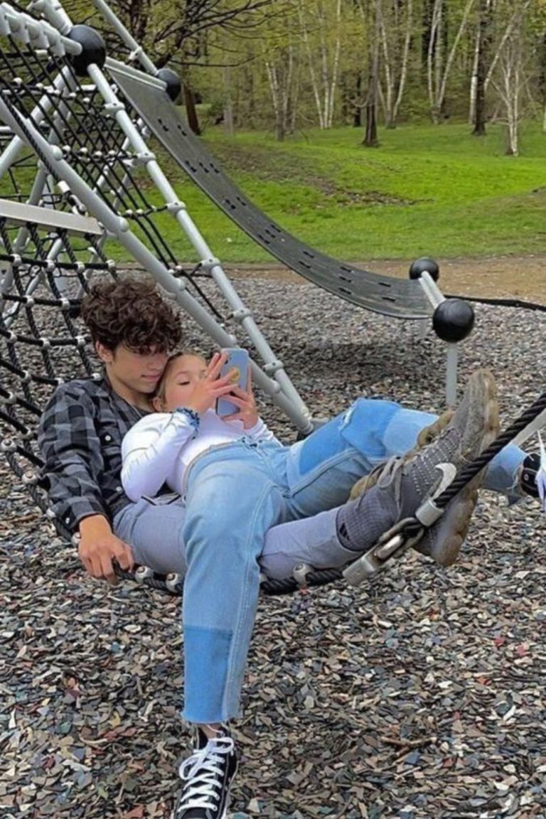 33 Basic Relationship Rules You'll Want To Follow if It's a Real Deal